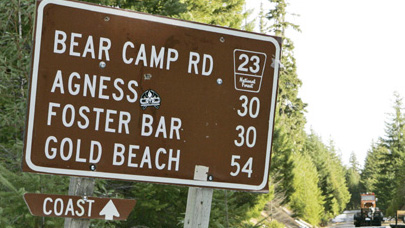 Couple rescued from road where Kim died | kgw.com