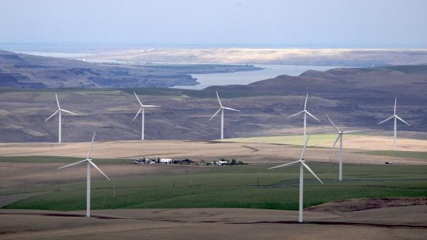 Project to install wind turbines off Oregon coast stalls | kgw.com
