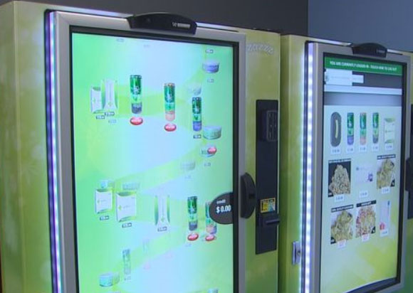 Marijuana vending machine makes Wash. debut | kgw.com