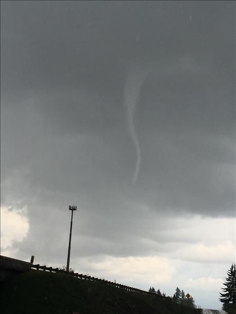 Funnel cloud spotted near Aumsville during 'unstable' storm | kgw.com