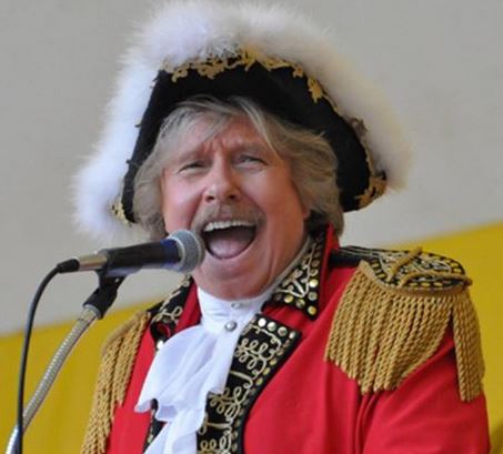 Paul Revere of Raiders rock band dies at 76 | kgw.com