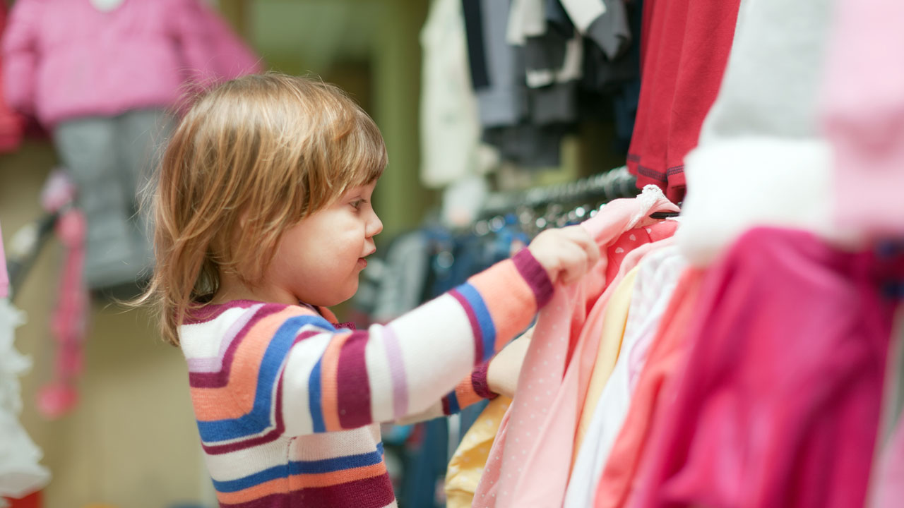 Breaking down the gender stereotypes in kids' clothing | kgw.com