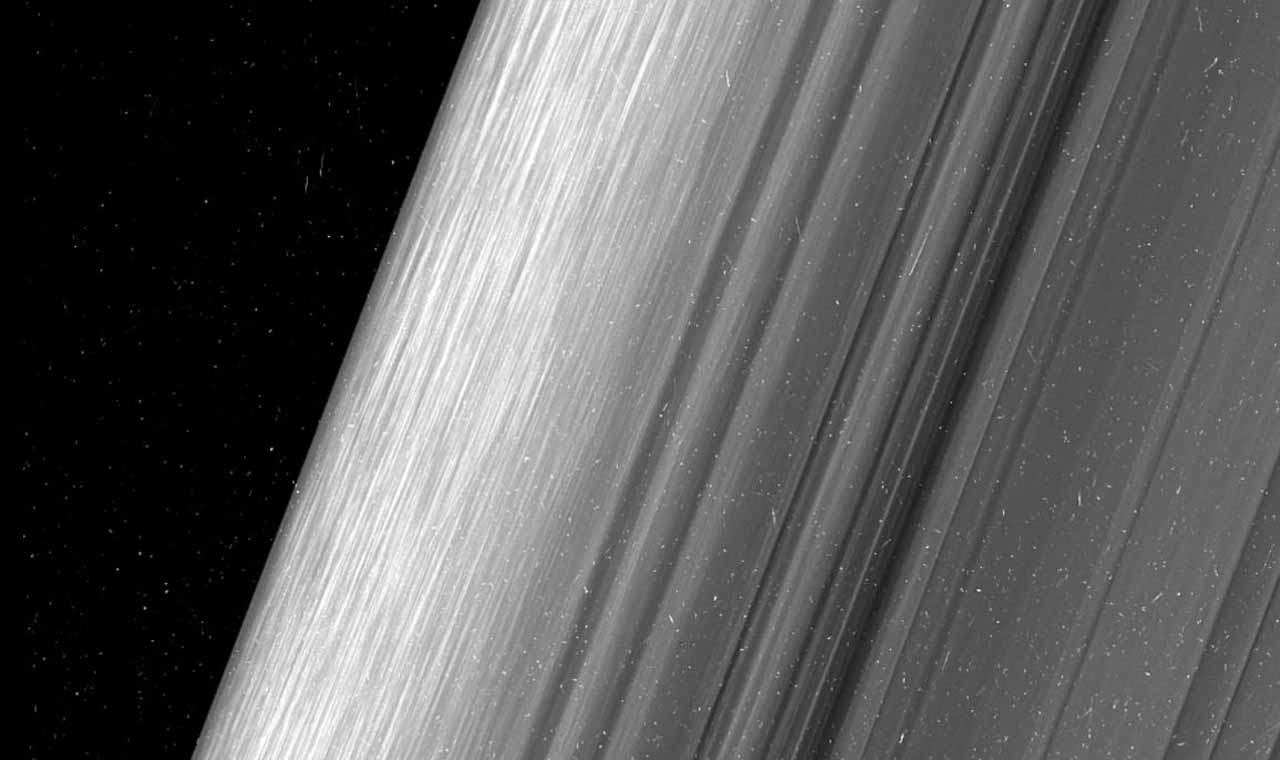 NASA's Cassini captures jaw-dropping photos of Saturn's rings | kgw.com