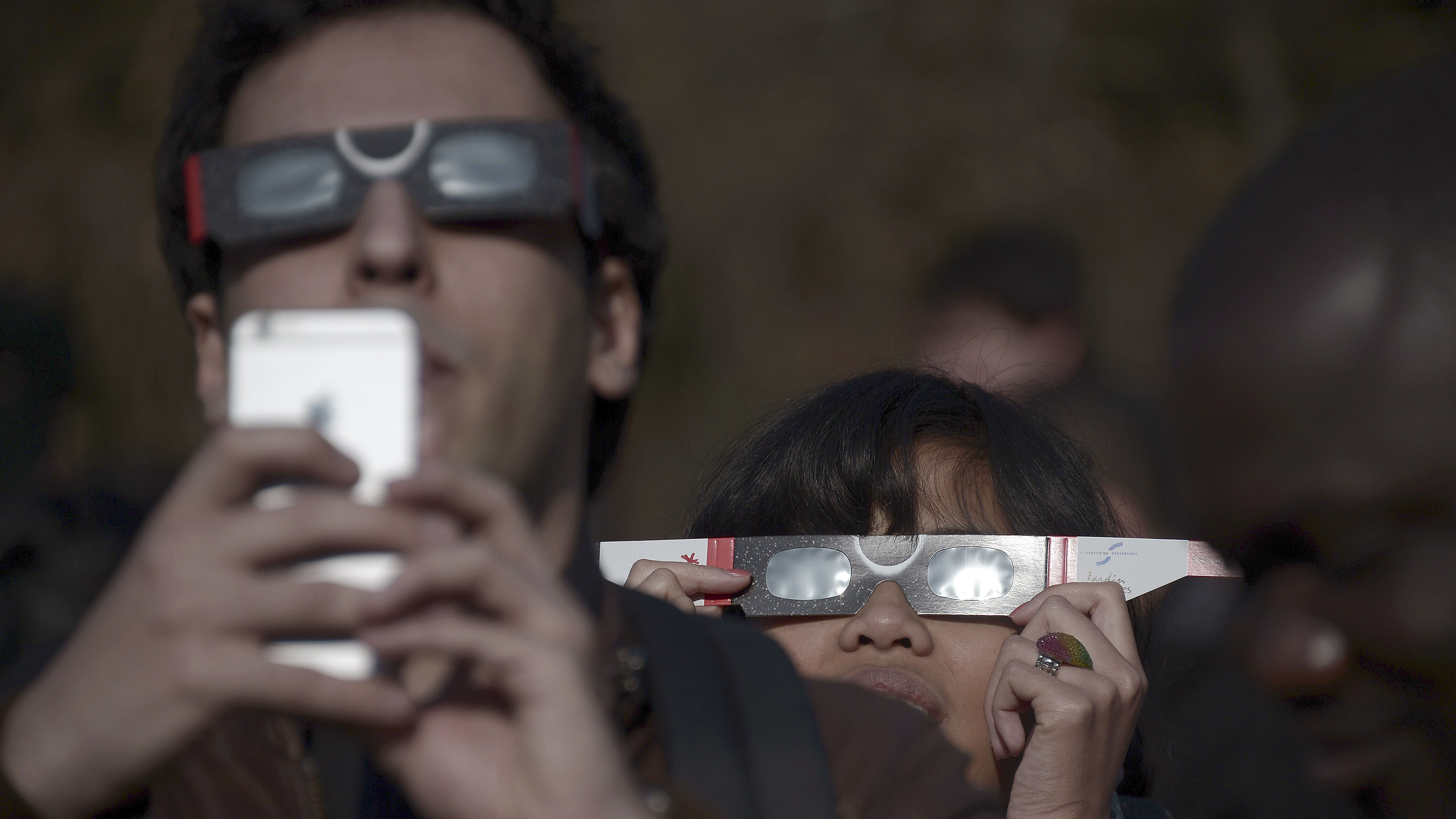 No eclipse filter needed for iPhone, GoPro, Galaxy | firstcoastnews.com