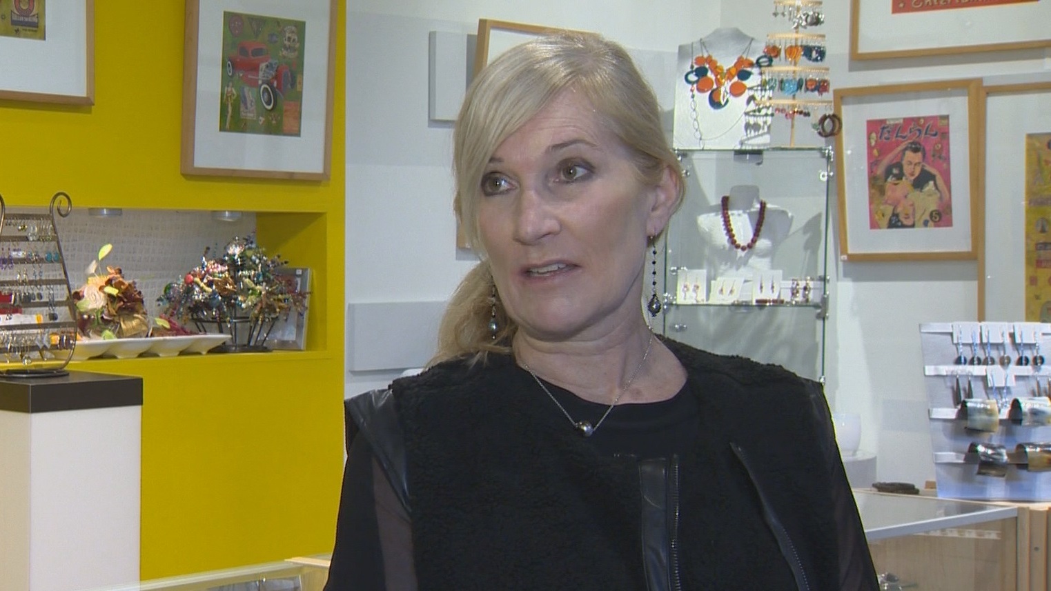 Downtown Portland store owner says man threatened her life, stole from ...